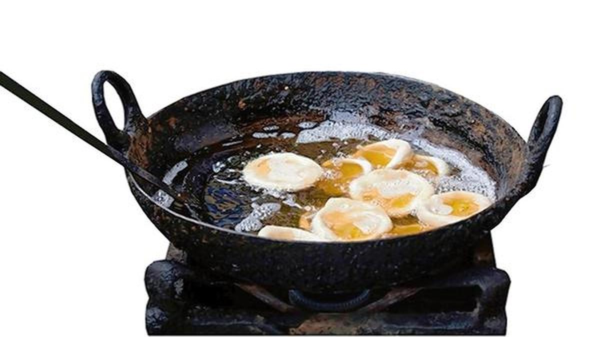 Strange encounters in ‘kachora’ country - The Hindu