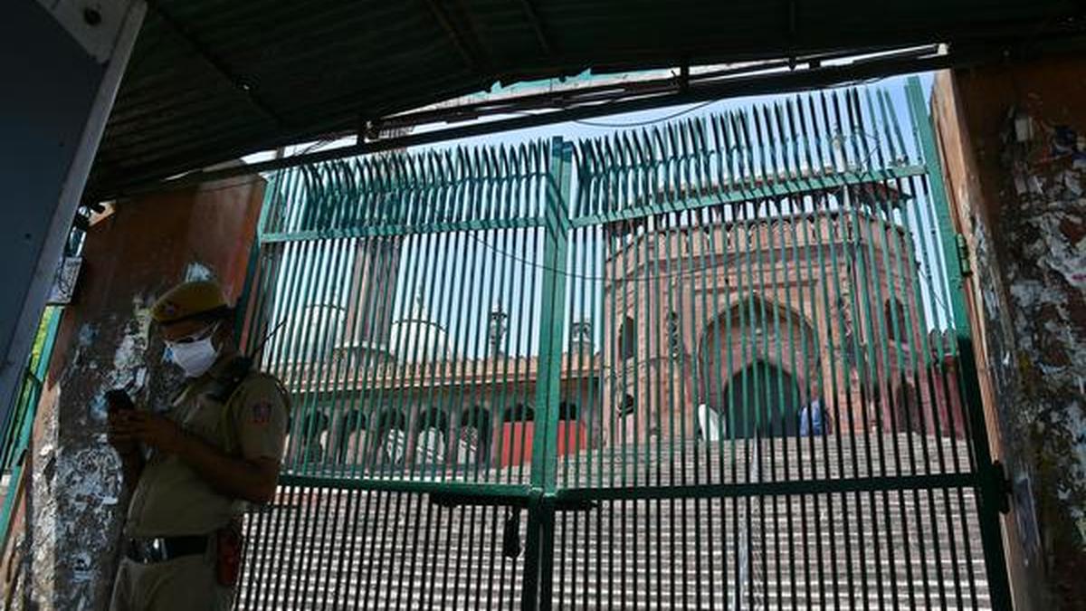 In pictures | Day 31 of the coronavirus nationwide lockdown - The Hindu