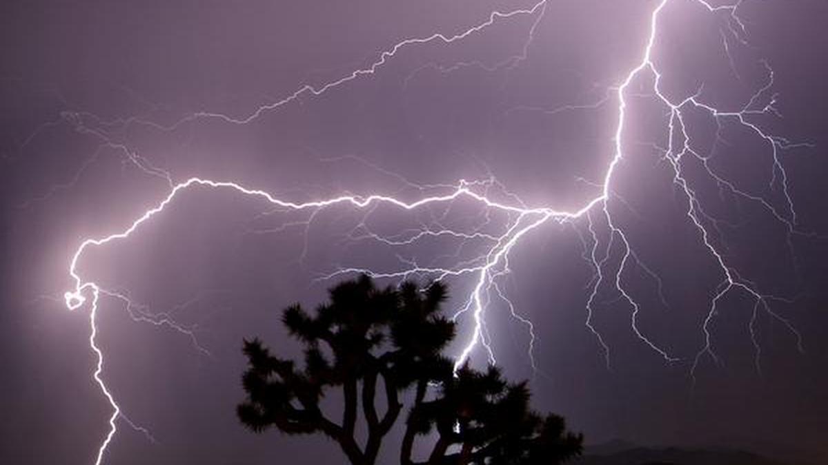 Primordial lightning strikes may have helped life emerge on Earth - The ...