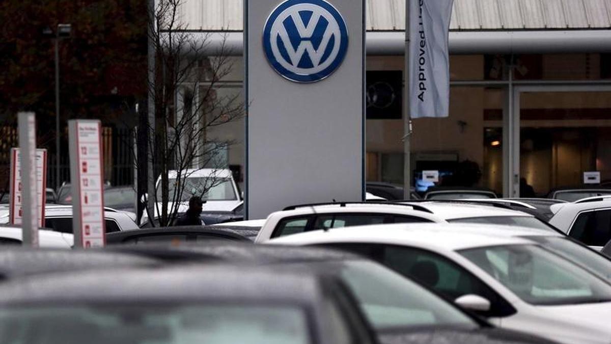 Volkswagen overtakes SAP to become Germany's most valuable blue-chip ...