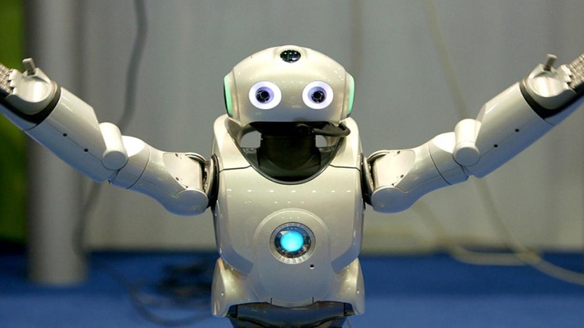 AI-powered ‘mini-brains’ to help robots perceive pain, self-repair ...