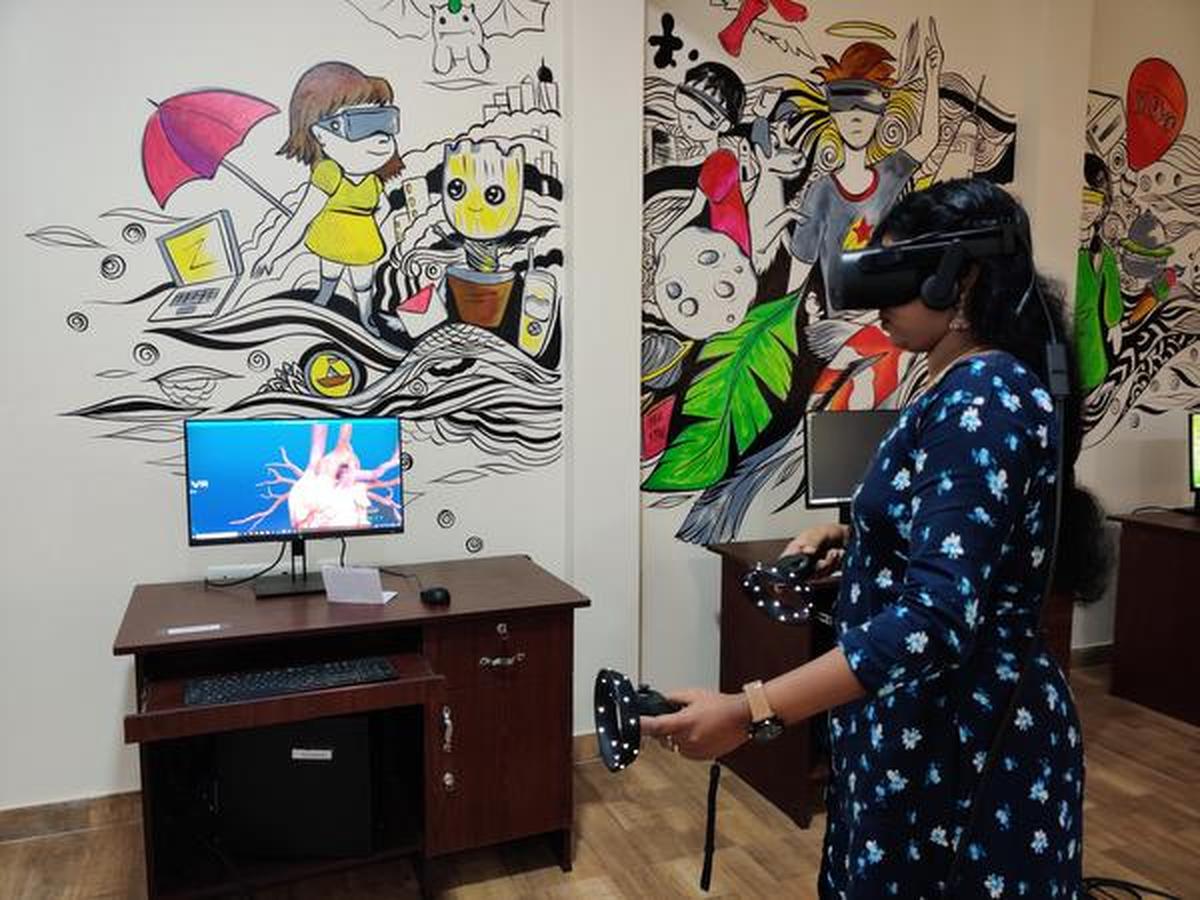This Virtual Reality Lab in Kerala capital gives you a sneak-peek into ...