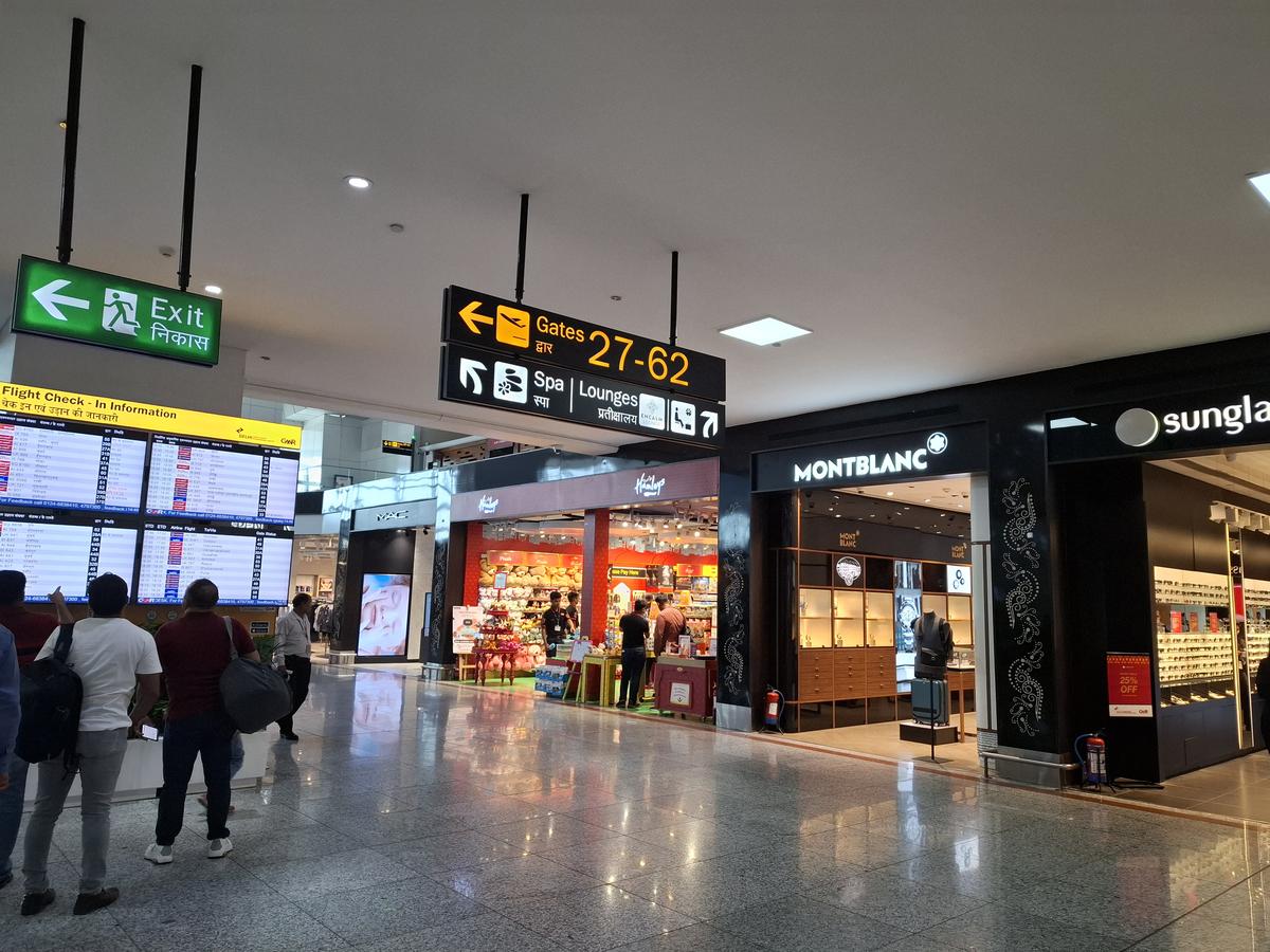 Samsung Galaxy A55 Review: Meaningful upgrades retaining the core ...