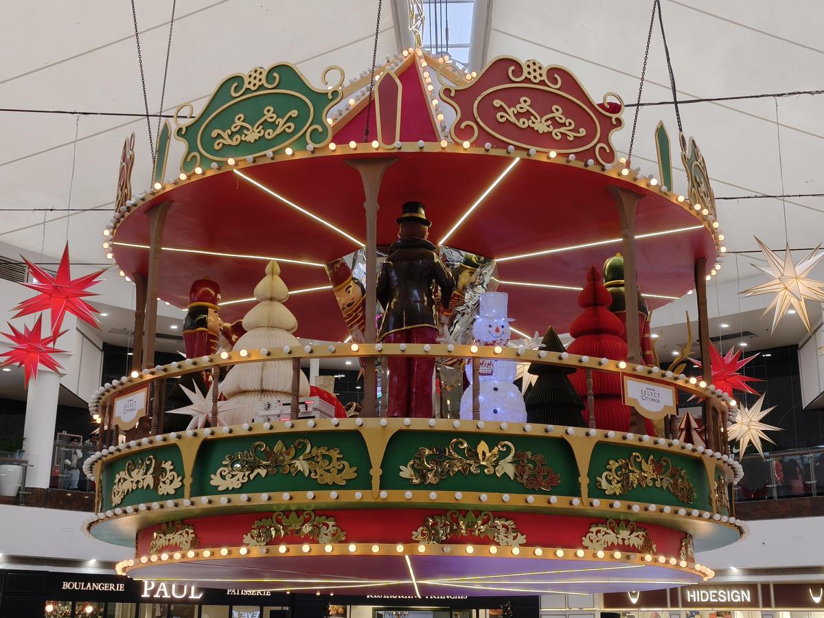 Realme 16 Pro Review: Finds a comfortable middle ground - The Hindu