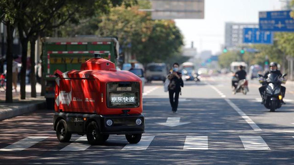 Pandemic pushes Chinese tech giants to roll out more courier robots ...