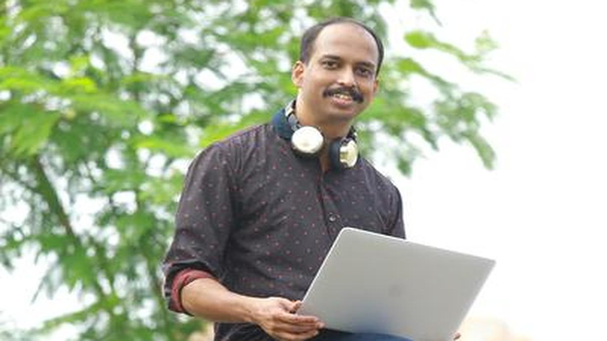 Meet Ratheesh R. Menon, who offers tips and help on tech with his self ...