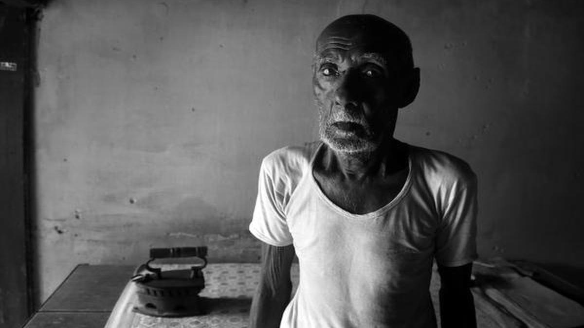 Anasuya Menon on K.R. Sunil the chronicler of Ponnani - The Hindu