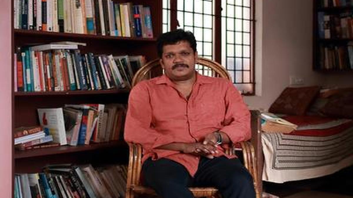 Murali Gopy steps into the world of poetry - The Hindu