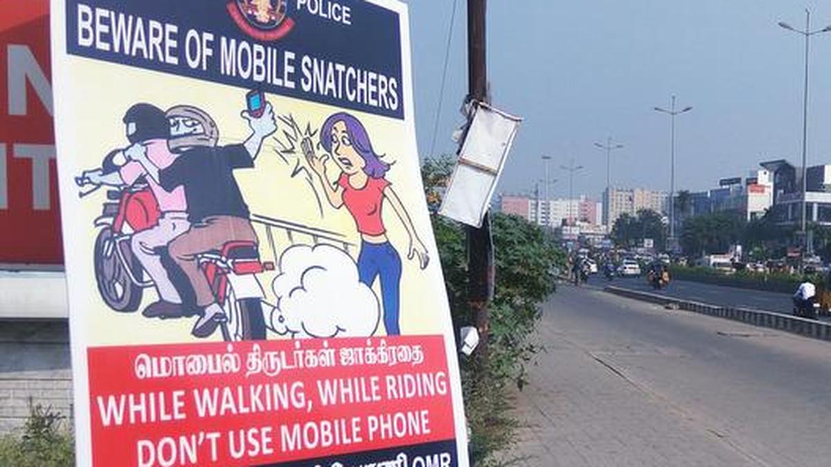 Beware of smartphone snatchers! - The Hindu