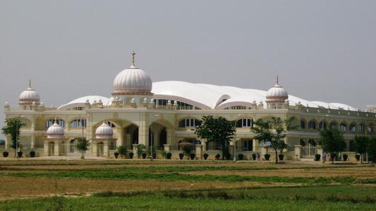 The growth of deras and ashrams in hybrid architectural styles marks a ...