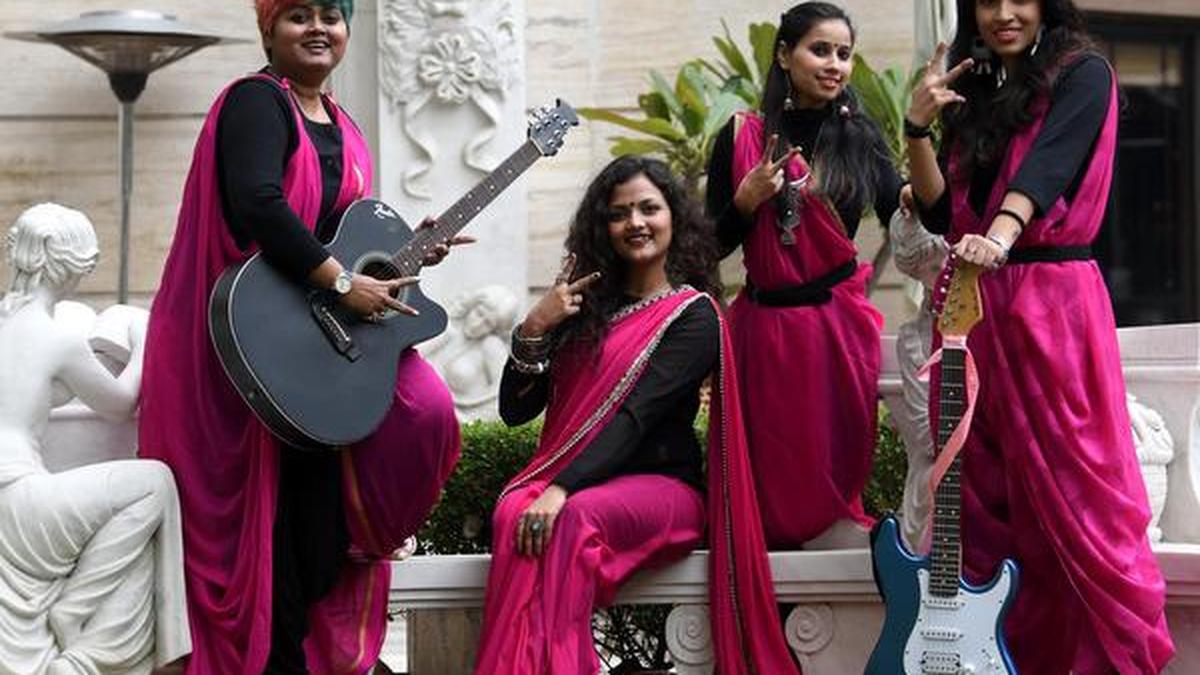 This all-woman band from U.P. sings about gender justice - The Hindu