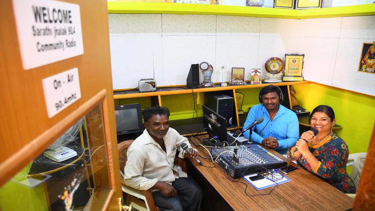 Community radio: making waves in Karnataka’s countryside - The Hindu