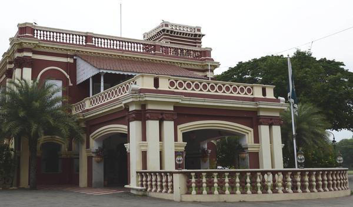 The Prince of Arcot on the history and Ramadan tradition of Amir Mahal ...