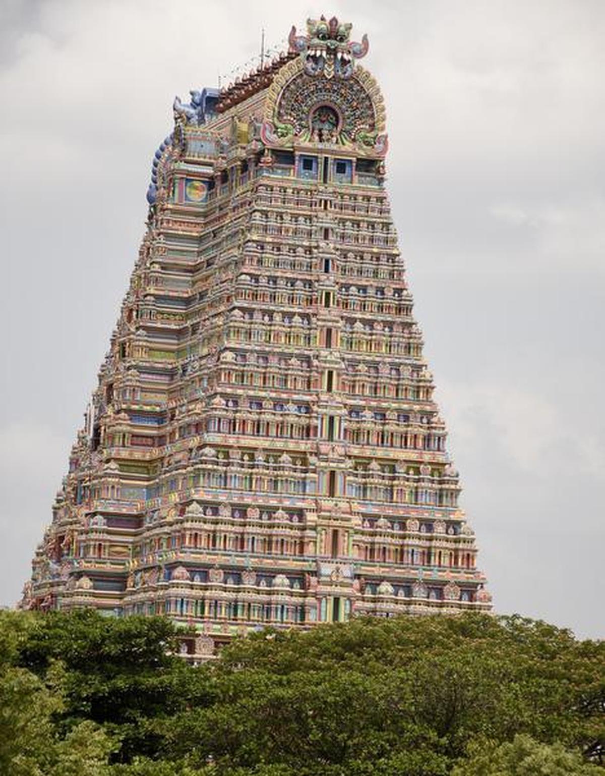 Sri Ranganathar’s traditional meal on a new platter - The Hindu