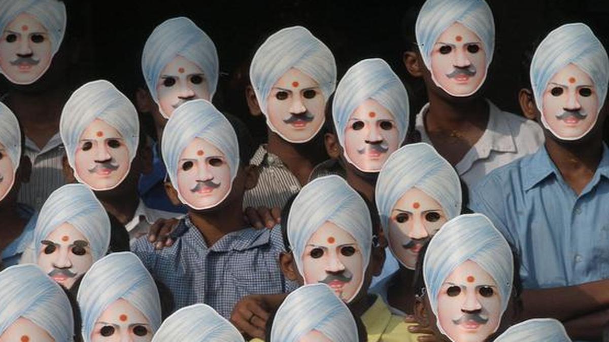 Lyricist Niranjan Bharathi muses about his great great grandfather ...