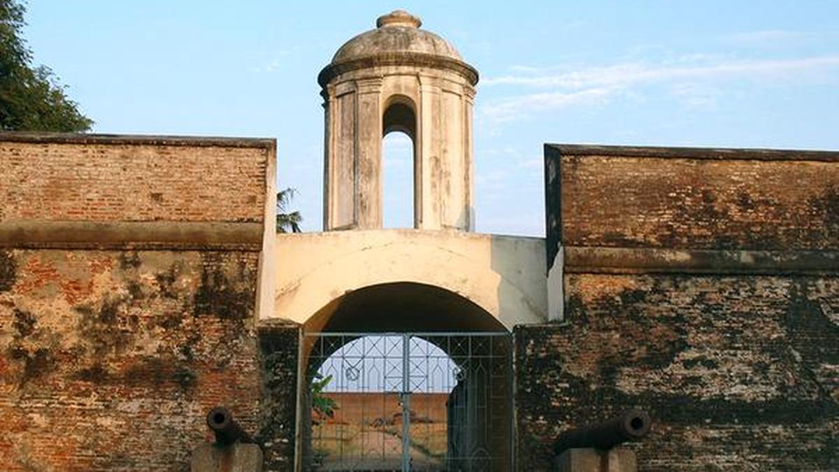 A visit to Sadras Fort - The Hindu