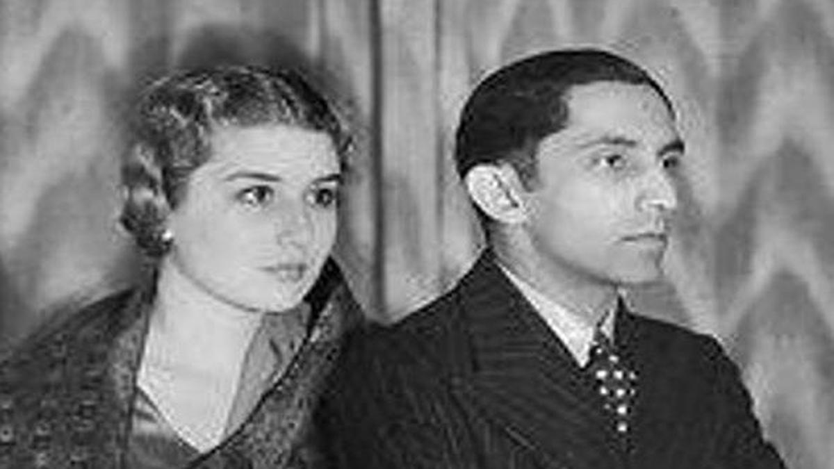 Prince Moazzam Jah and his nocturnal court - The Hindu