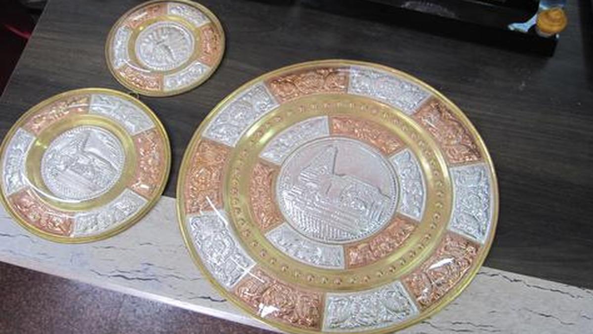 Thanjavur Art Plates artisans look to revive their heritage craft - The ...