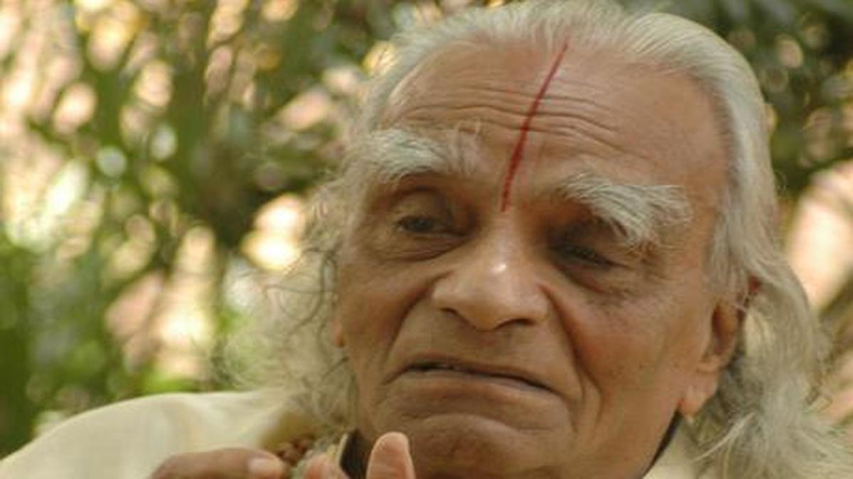 Iyengar Yoga for health and healing - The Hindu