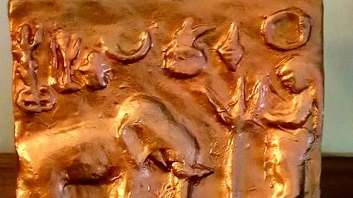 Replicas of a Pandya coin as souvenirs, to promote understanding of ...