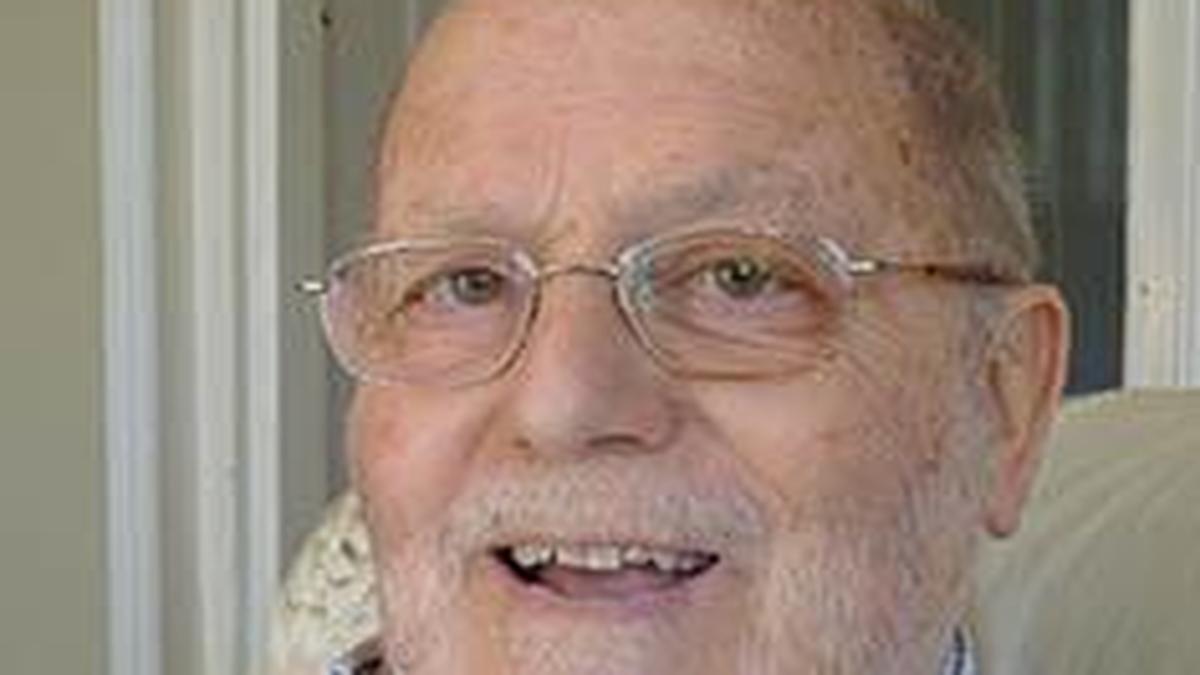 Veteran sports journalist Ted Corbett passes away - The Hindu