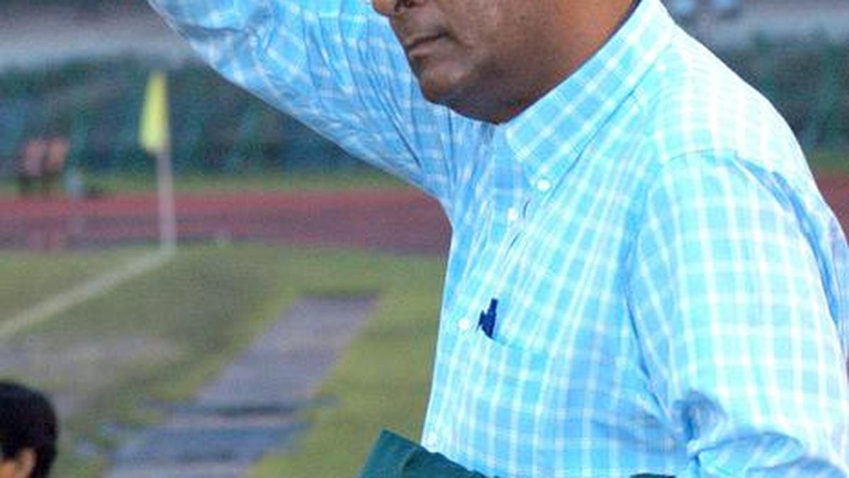 Football legend Bhowmick passes away - The Hindu