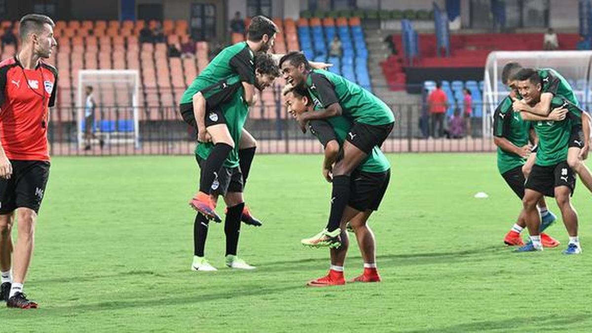 BFC takes on Abahani Dhaka - The Hindu