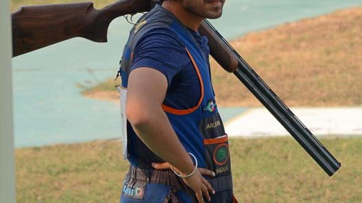 National shotgun championship | Arjun shoots two perfect rounds - The Hindu