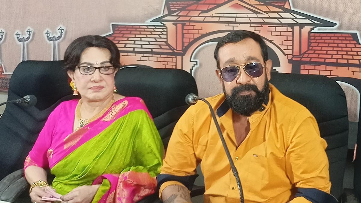 Actor Sheela’s paintings to be on display at Lalithakala Akademi Art ...