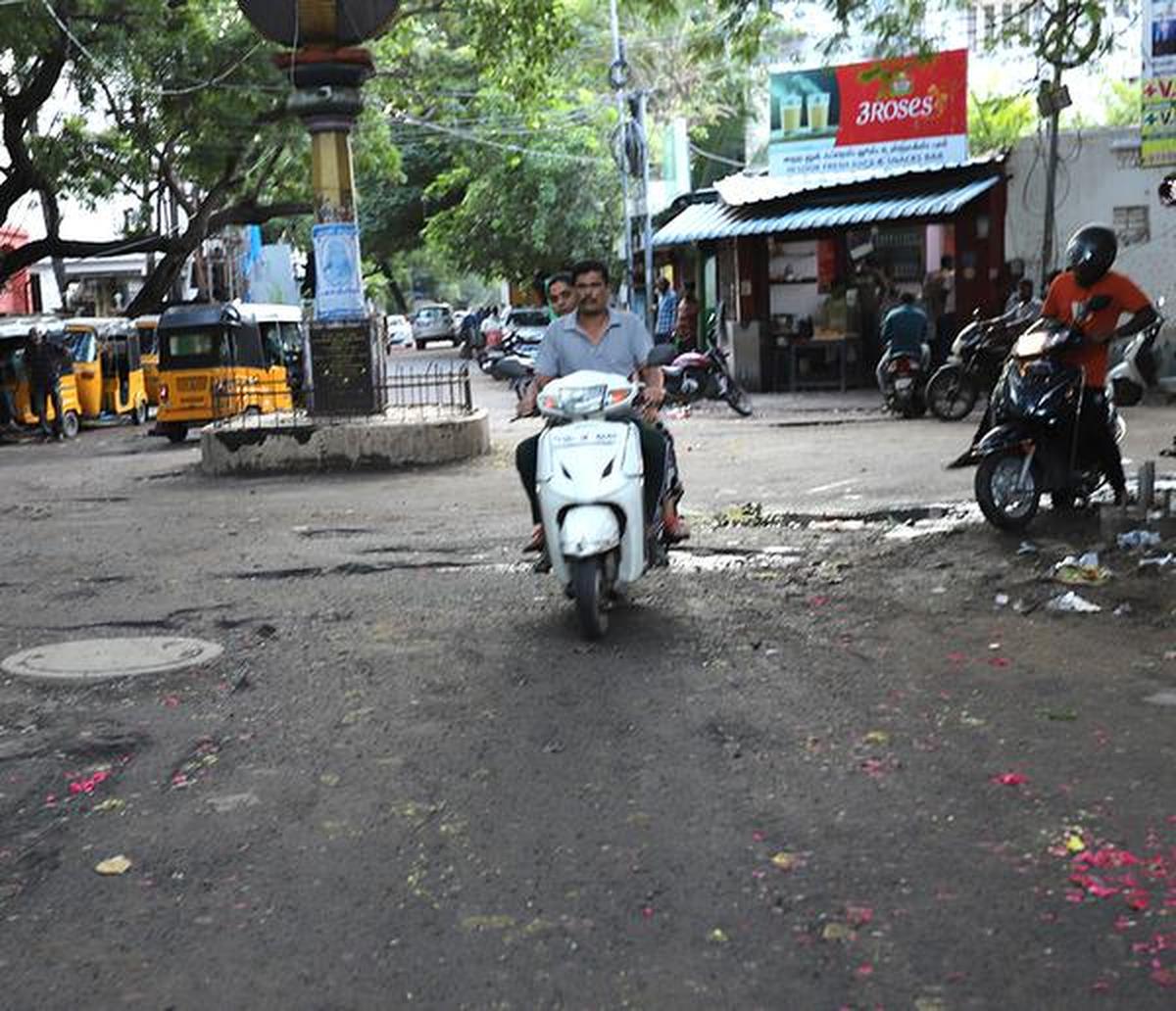A junction in Mandaveli clamours for a remedial exercise - The Hindu