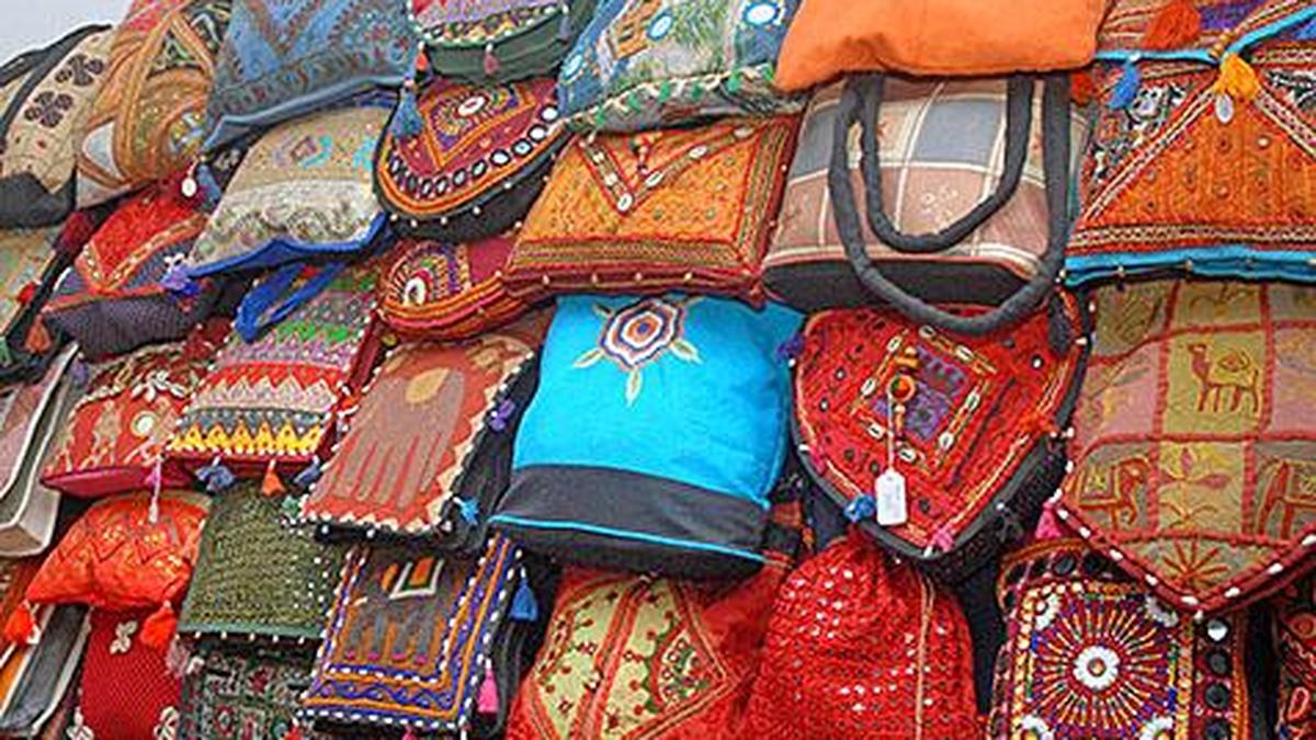 Rajasthan’s first handicraft policy focuses on investments for cultural ...