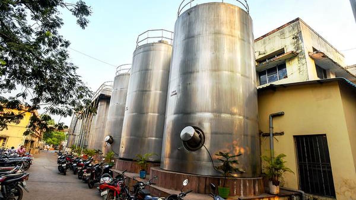 Visakha Dairy- Industry giant’s commitment to nurturing farmer base - The Hindu