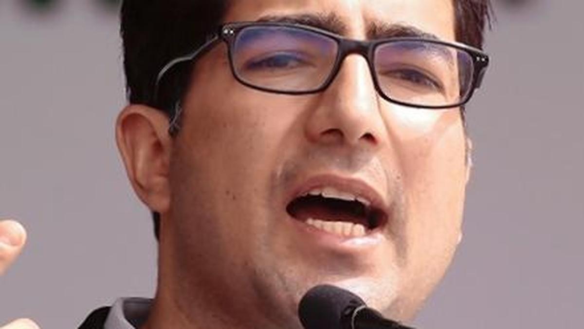 IAS officer Shah Faesal posted to Union Culture Ministry - The Hindu