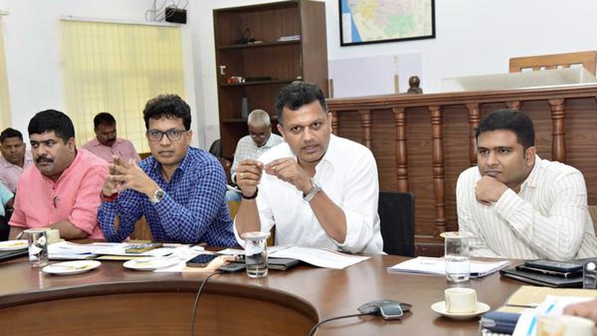 MP asks GGL to prepare master plan for progress of piped natural gas ...