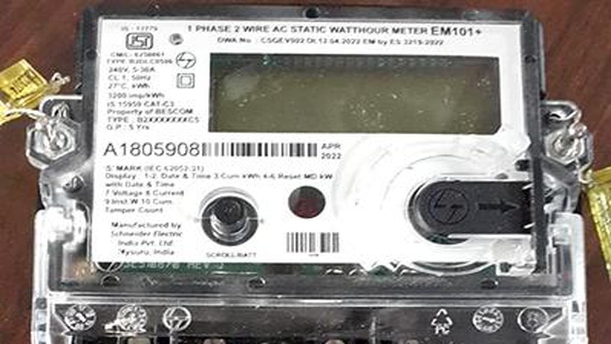 Bescom begins replacing mechanical meters with digital ones - The Hindu