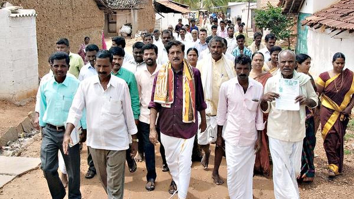 Former JD(S) MLA Y.S.V. Datta to join Congress on January 15 - The Hindu