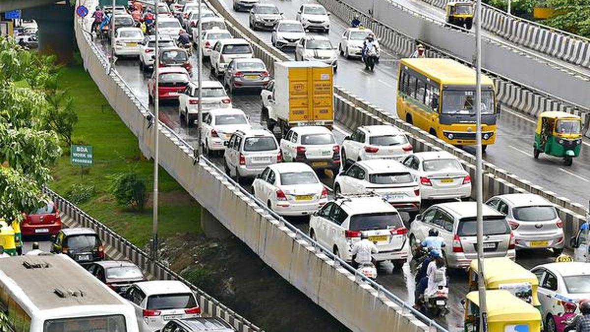Motorists confused by traffic restrictions at Hebbal flyover in ...
