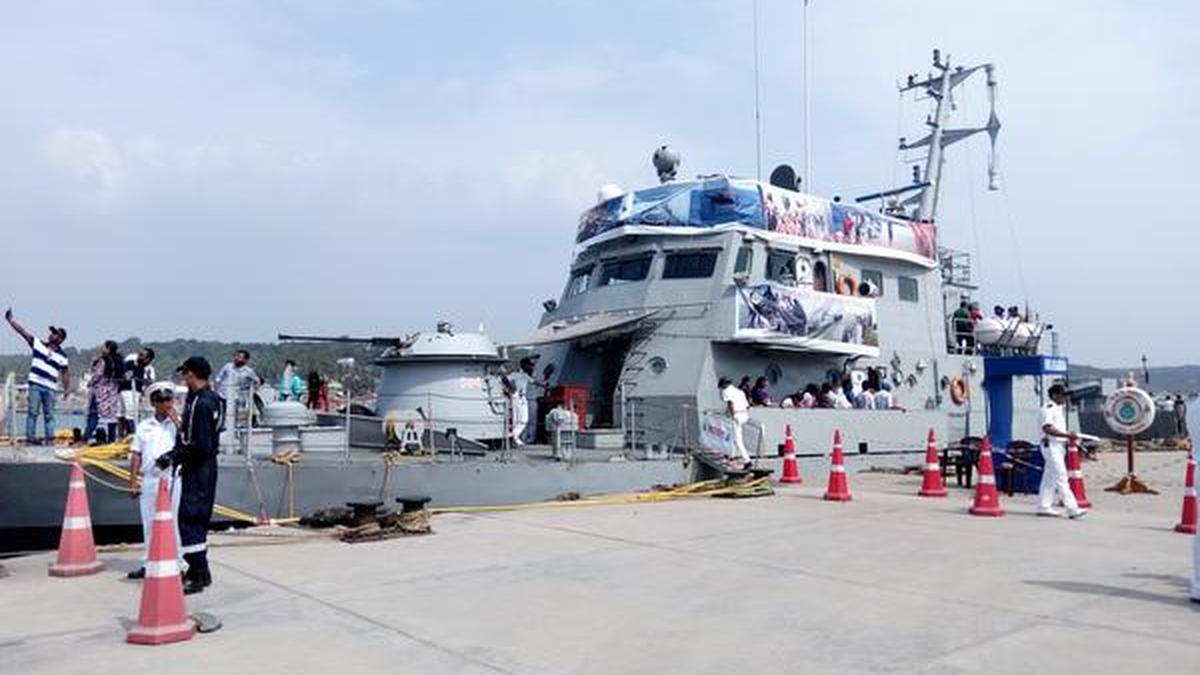 INS Kabra turns a crowd-puller - The Hindu