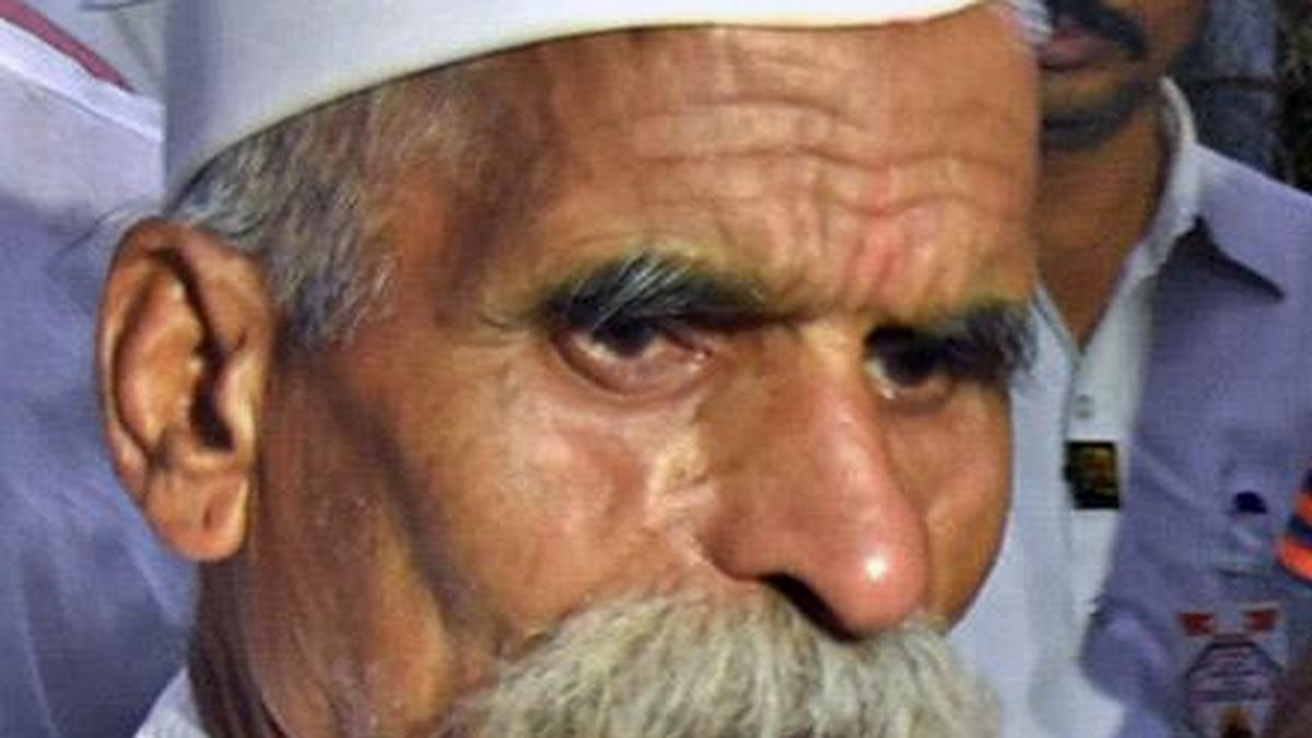 Congress demands arrest of Hindutva leader Sambhaji Bhide for alleged ...
