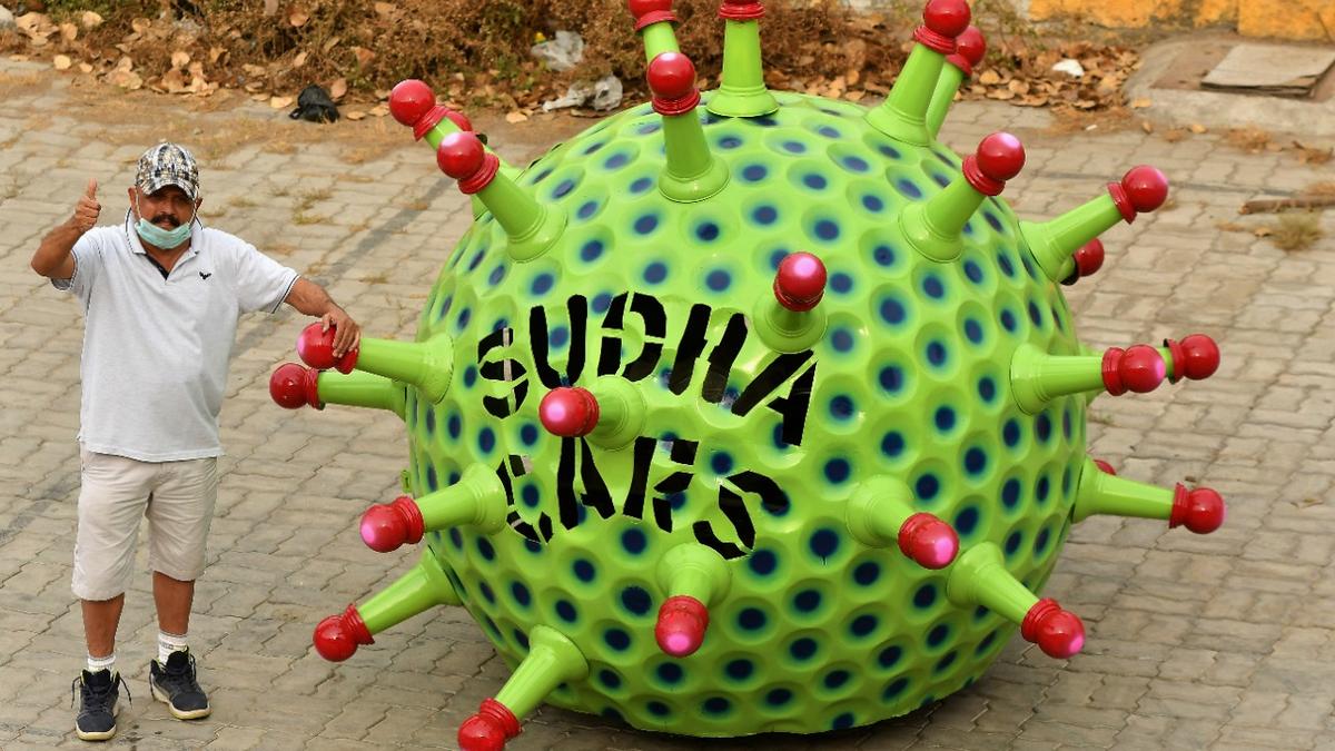 'Corona car’ spreads awareness on the pandemic - The Hindu